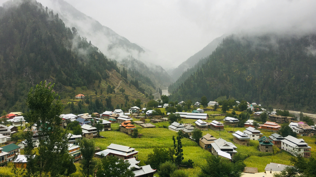 Neelum Valley – A Complete Travel Guide to Kashmir’s Paradise - Real ...